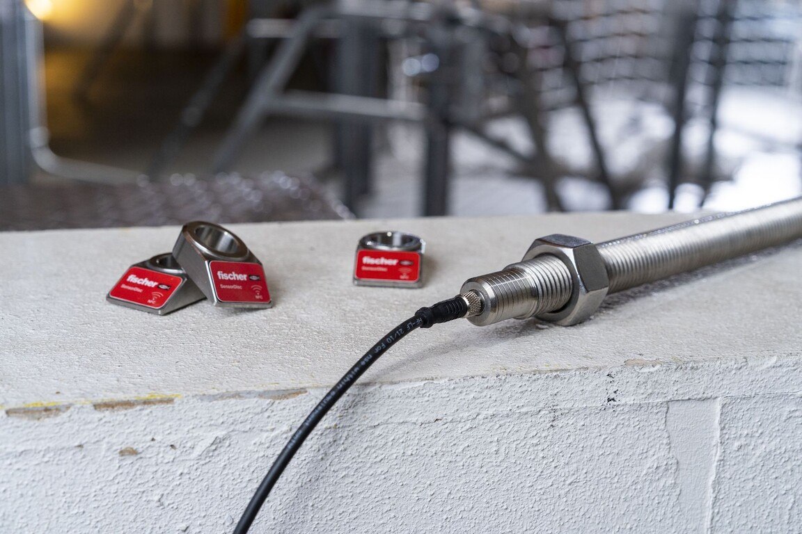 Fischer setzt auf Robotik und IoT | Handwerk+Bau